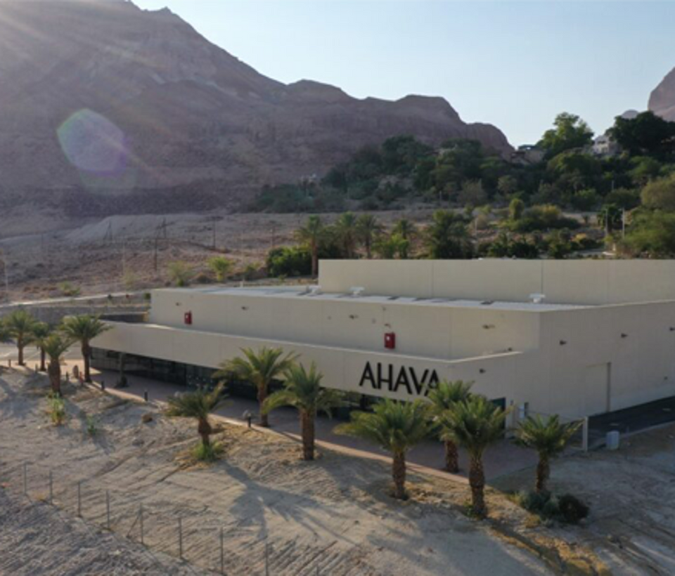 Our commitment Social Responsibility – AHAVA USA